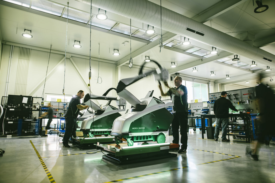 Medtech company Micro-X has broken into the US market with lightweight ...