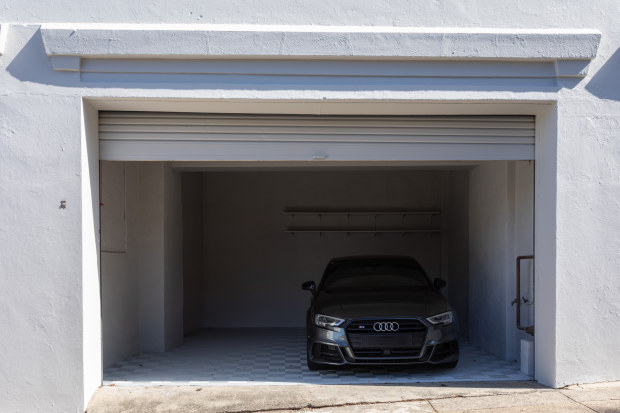 Sydney house prices: Woollahra garage with power connection for ...