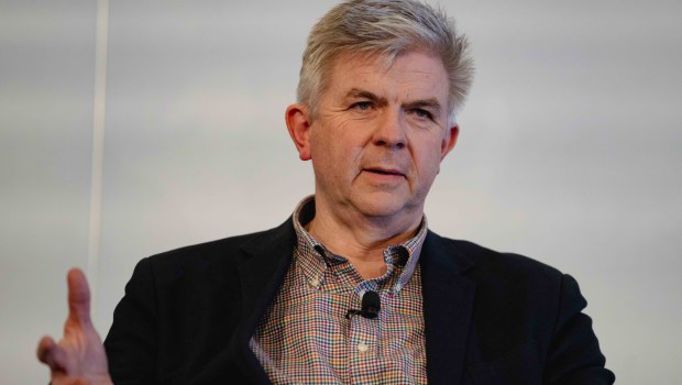 Top bureaucrat makes Canberra encore to help solve education turmoil