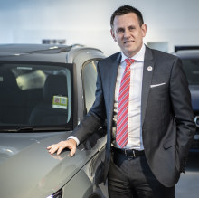 Peter Warren lives up to consolidator pitch