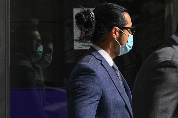 Ex-Haileybury teacher preyed on teens with shower pic and lewd messages