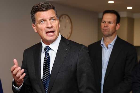 LIVE news updates: Australian immigration numbers lowest since 2022 ...