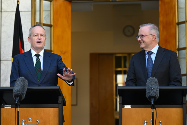 Labor firms on Queenslander to replace Victorian Bill Shorten