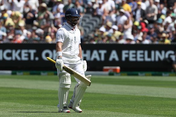 The Ashes 2025 LIVE: Australia vs England fourth test day 1 cricket ...