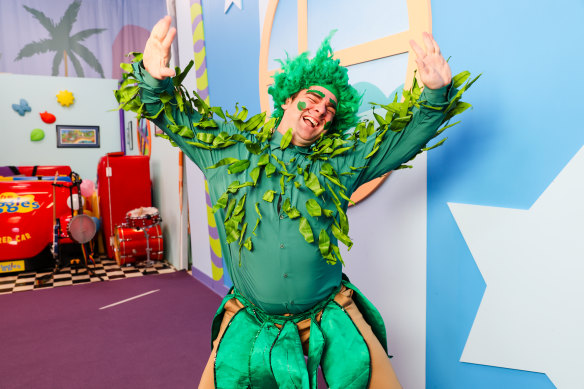 Tree Of Wisdom The New Wiggles Character Parents Can t Stop Talking About