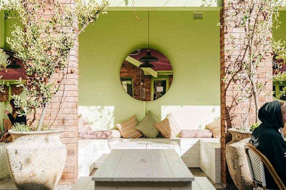 Hotel Canobolas, Orange - SMH Good Food app review