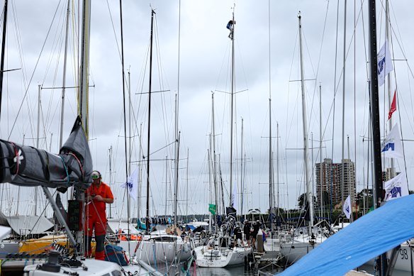 Sydney to Hobart Yacht Race 2025 LIVE: Master Lock Comanche the ...