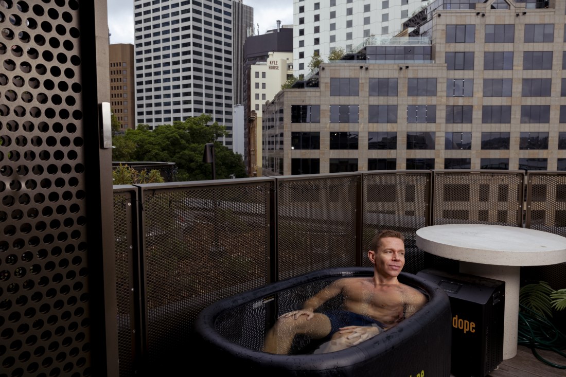 Ice baths, infrared saunas: How to get the same benefits, without ...