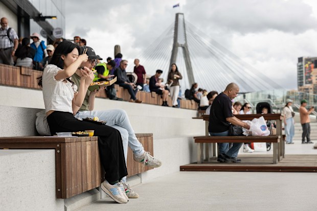 Sydney Fish Market overwhelmed by 40,000 people on first day in new ...