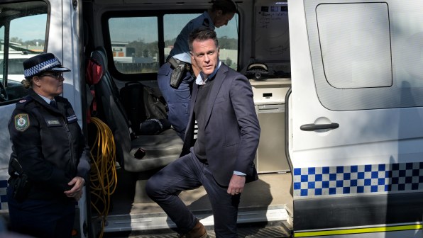 Hunter Valley bus crash LIVE UPDATES: Roundabout where bus crashed not ...