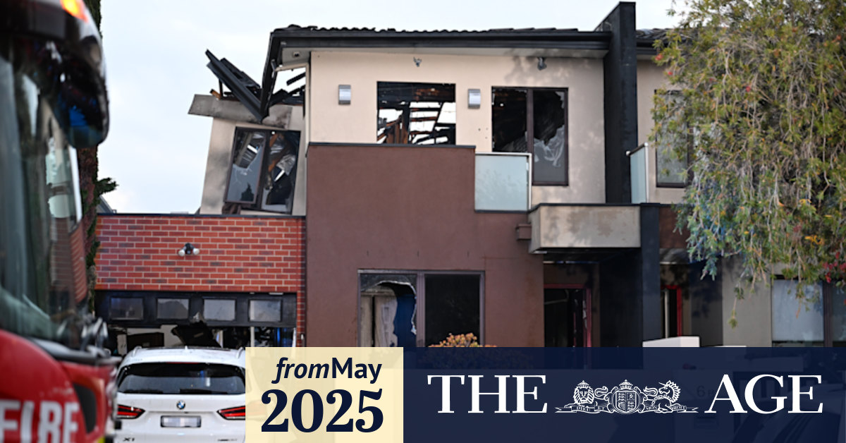 Bentleigh East house fire: Woman jumped from balcony to escape blaze ...