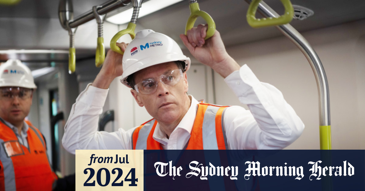 Sydney Metro opening delay apology issued by Chris Minns