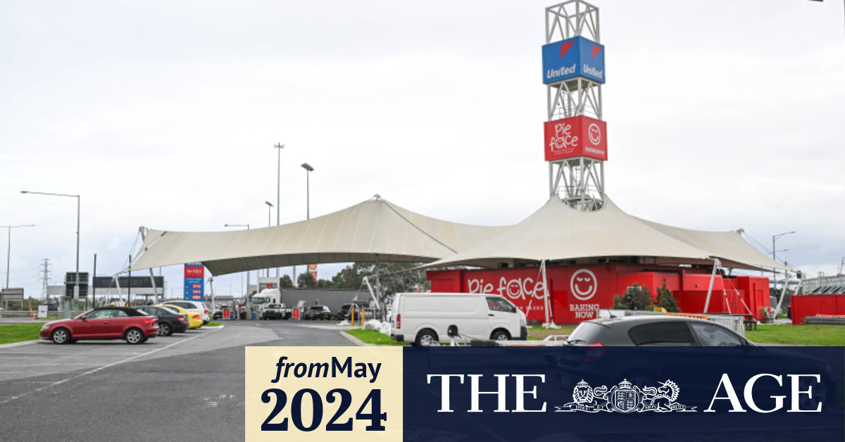 West Gate Bridge: service station canopies set to get heritage protection