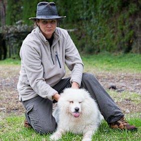 Woman found neighbour's semi-submerged ute and feared the worst