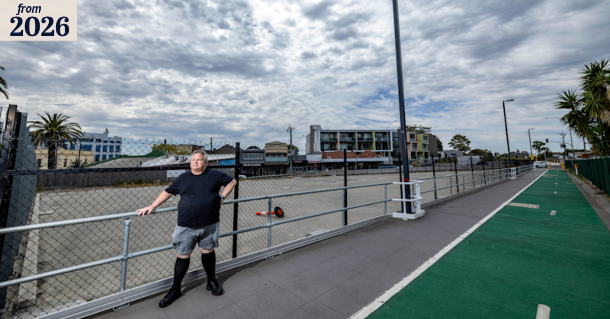 Cheltenham station: Anti-sky rail campaign leaves ugly legacy at level ...