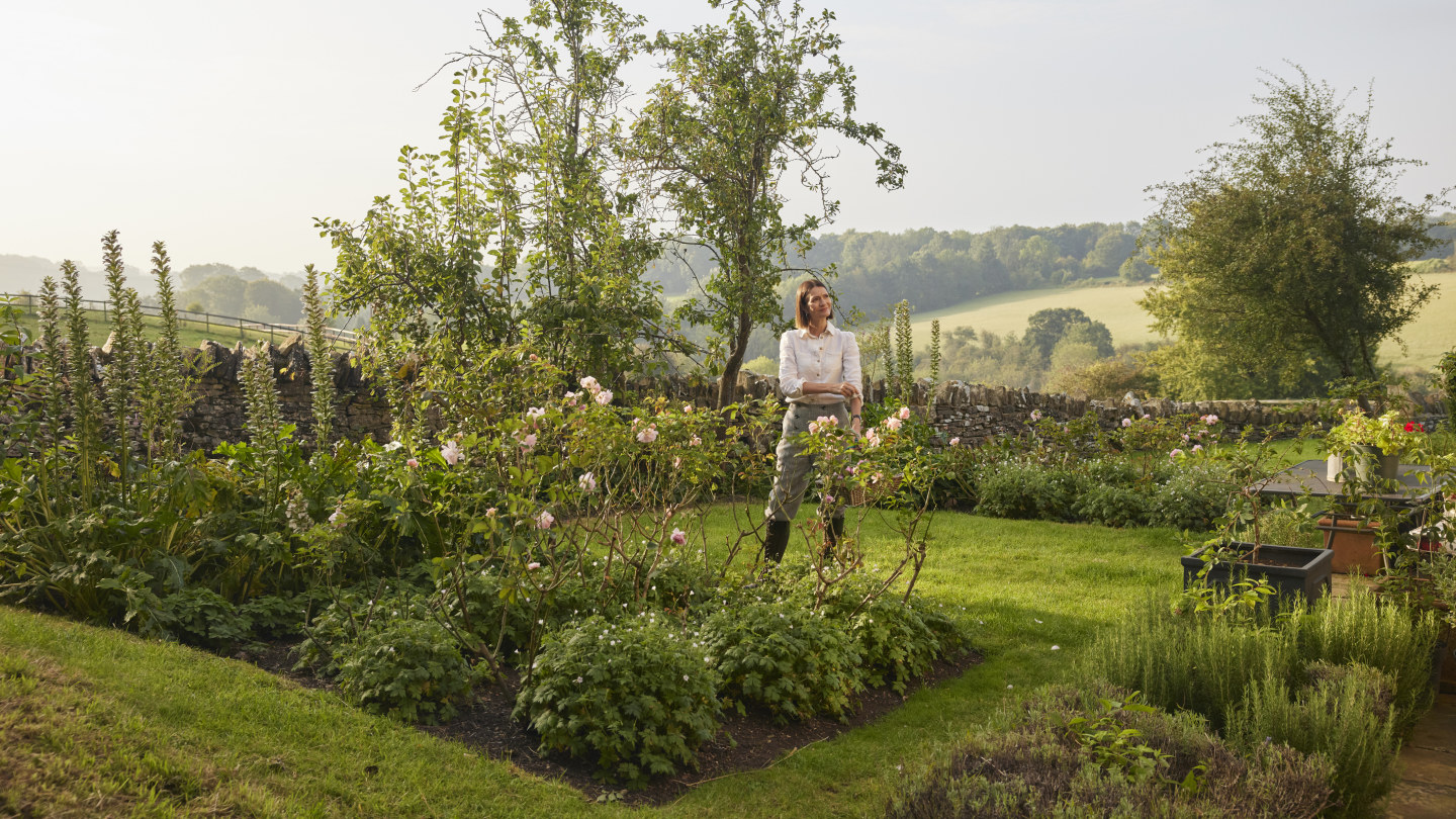 At home in the Cotswolds with Plum Sykes, the author of 2024 book Wives ...