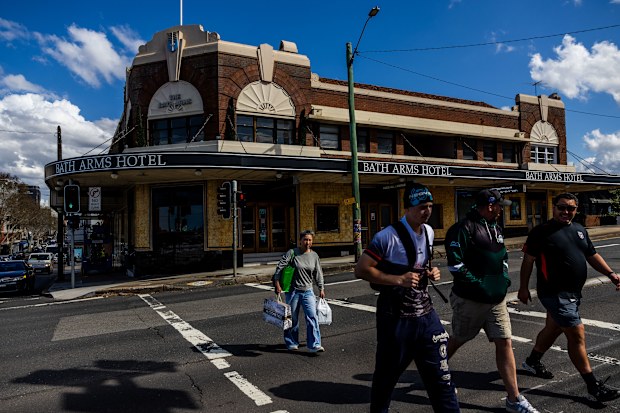 Bath Arms Hotel sale: Sydney pub sold for $43 million amid De Angelis ...