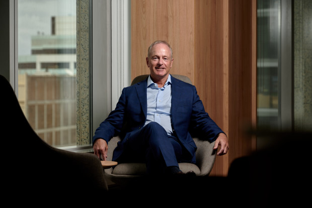 Private equity-controlled CFS makes a move on Perpetual; taps advisers