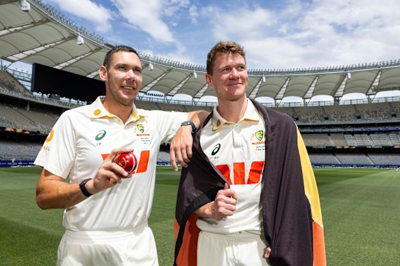 The Ashes first test team revealed: Jake Weatherald, Brendan Doggett to ...