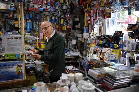 As food prices soar, no protection for consumers at the checkout
