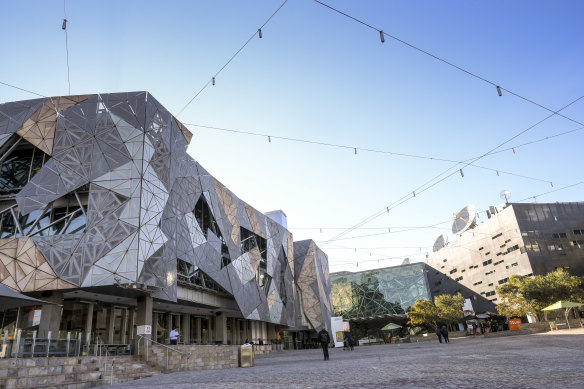 Take a tour of Melbourne's best architecture, new and old