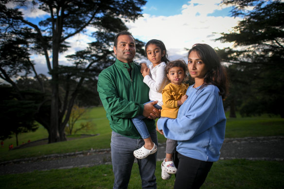 Who counts as ‘immediate family’? Not your parents, the government says