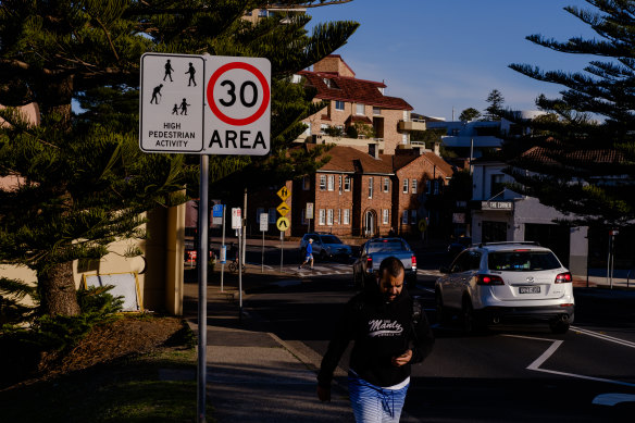 Manly cuts speeds to 30km/h to become NSW's slowest suburb