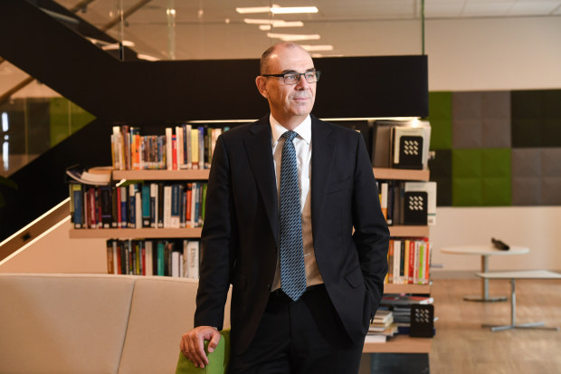 APRA warns RBA digital currencies could bypass bank deposits