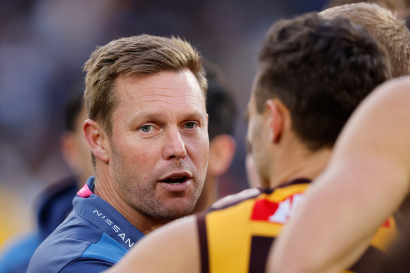 Hawthorn Hawks coach Sam Mitchell struck down with pneumonia