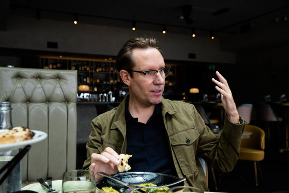 peter evans director