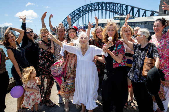Eileen Kramer, born before the Sydney Harbour Bridge, is still dancing ...