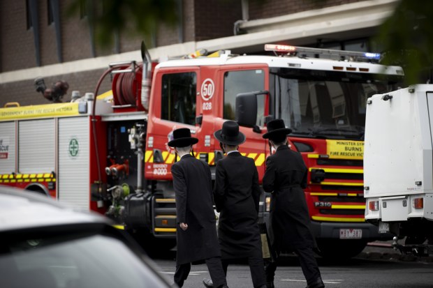 Ripponlea synagogue fire: Hunt for Melbourne fire suspects who ‘spread ...