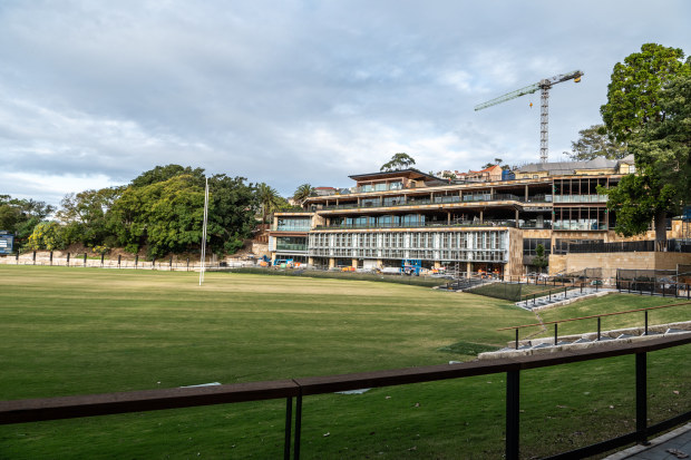 Cranbrook school co-ed meeting to go ahead