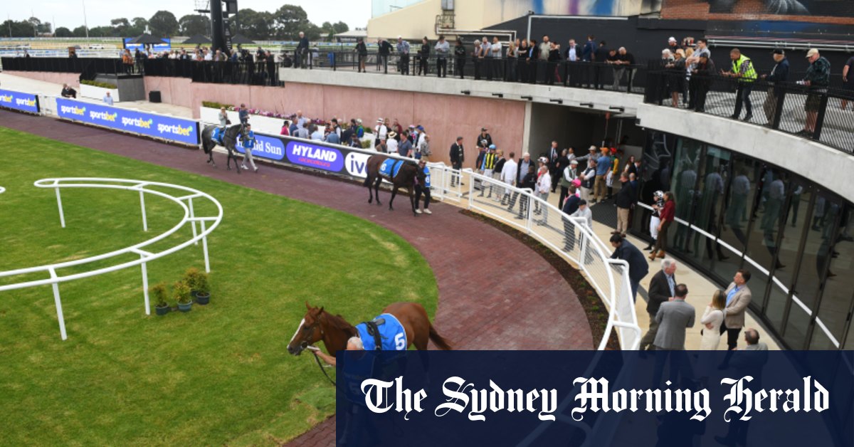 Melbourne Racing Club hits back at Racing.com caller Terry Bailey over ...