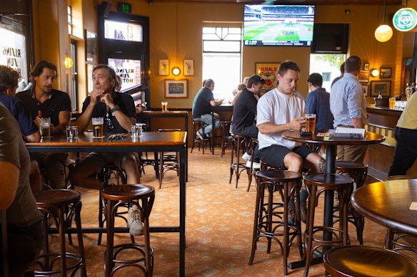 Rising Sun Hotel review: Pubs on Swan Street, Richmond