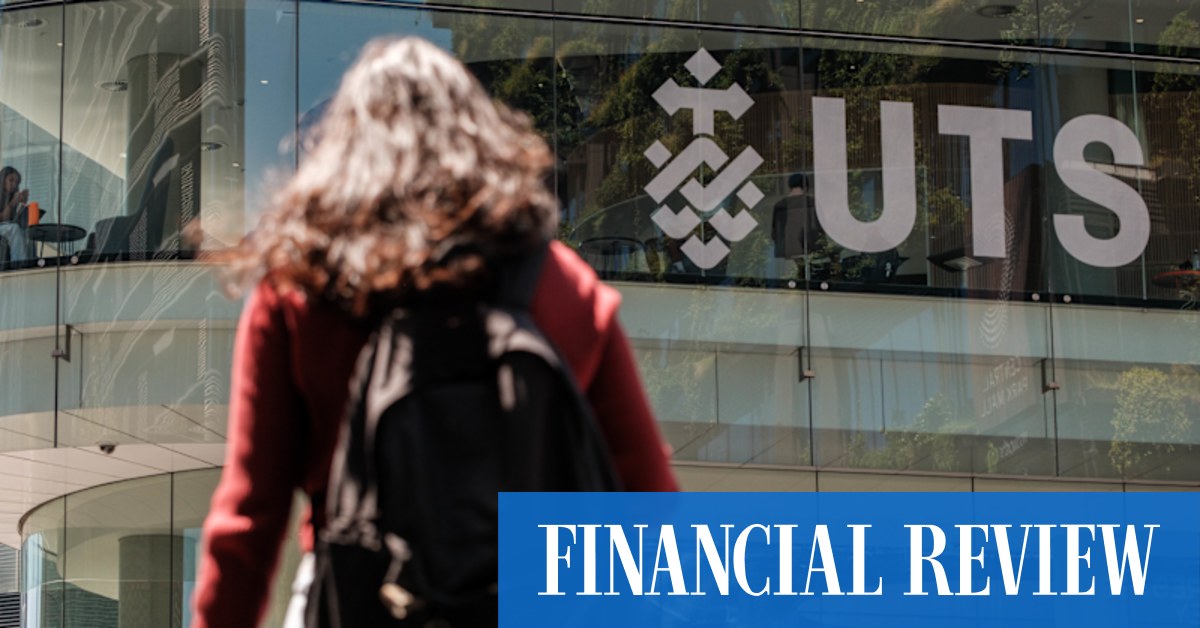 UTS course cuts: University of Technology Sydney suspends enrolments in 120 degrees amid restructure