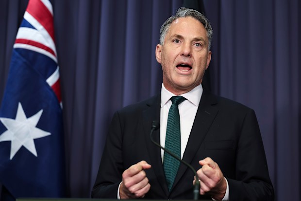Richard Marles says Chinese fighter jet flare incident raised with Beijing
