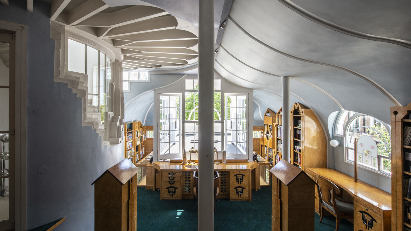 Charles Jencks’ Cosmic House: At home with ‘the godfather of ...