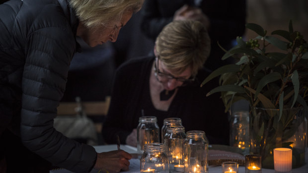 Hunters Hill victim Nicole Cartwright remembered in candlelit vigil