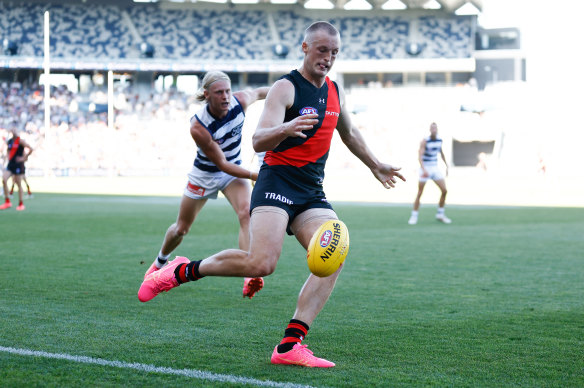 AFL 2024: Body blow for Essendon Bombers with Jordan Ridley injured in ...