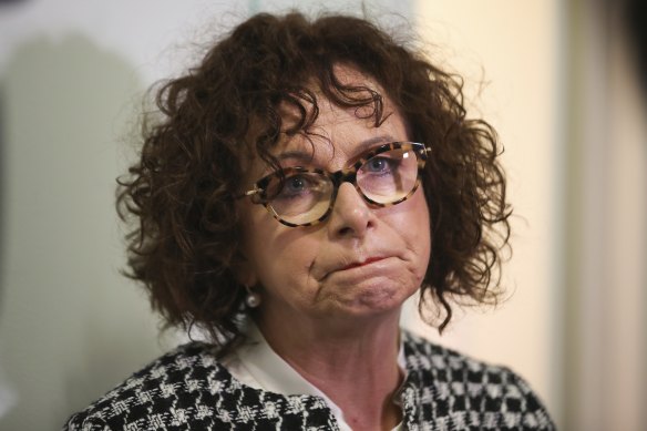 Australia news LIVE: Anthony Albanese, Volodymyr Zelensky meet; RBA ...