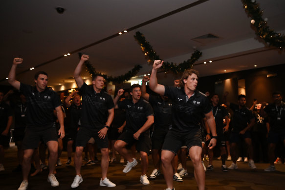 NRL 2022: David Klemmer keen to reunite with Tim Sheens at Wests Tigers ...