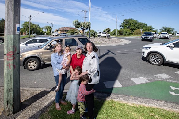 Kew roundabout: Push to fix dangerous intersection amid crashes, near ...