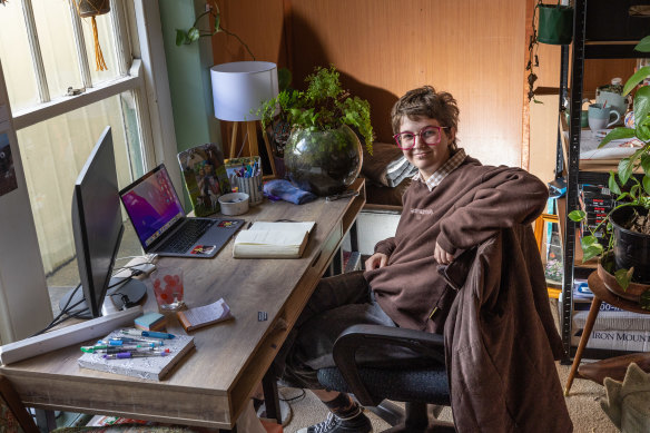 Australia news LIVE: Energy bill to pass with Greens support; Scott ...