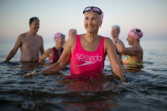 ‘Happy hormones’: Starting the year with nature’s caffeine of a cold ...