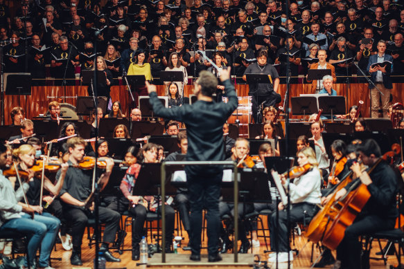 Chorus Oz: Singing with Sydney Philharmonia Choirs at the Sydney Opera ...