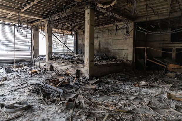 Iran Donald Trump: Trump tells Iranian protesters ‘help is on its way’