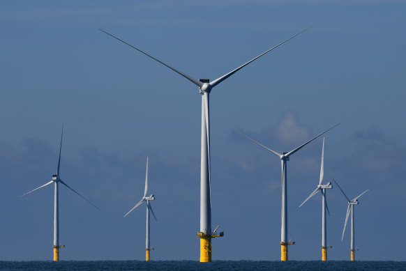 Winds of change: While in Egypt, Bowen backs Australian offshore wind