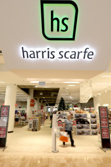 Harris Scarfe in exclusive talks with Spotlight Group