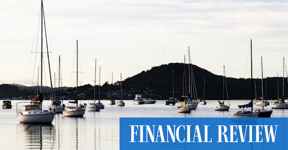 Election 2025: Liberal Lucy Wicks and Labor’s Gordon Reid face off in ...